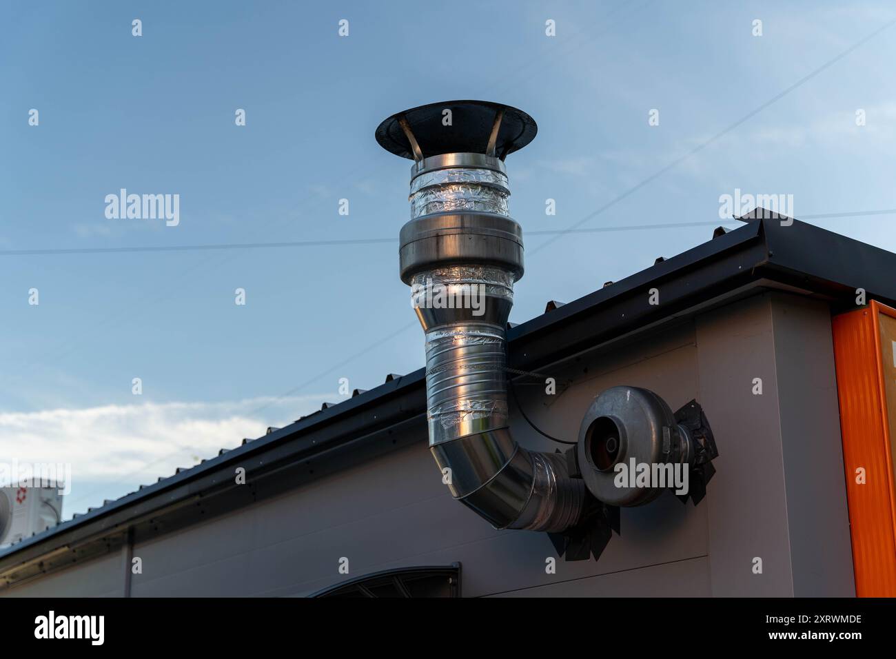 Conduit de ventilation de toit Banque de photographies et d’images à ...