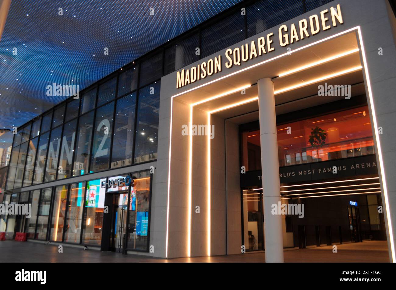 Panneaux du madison square garden Banque de photographies et d’images à ...