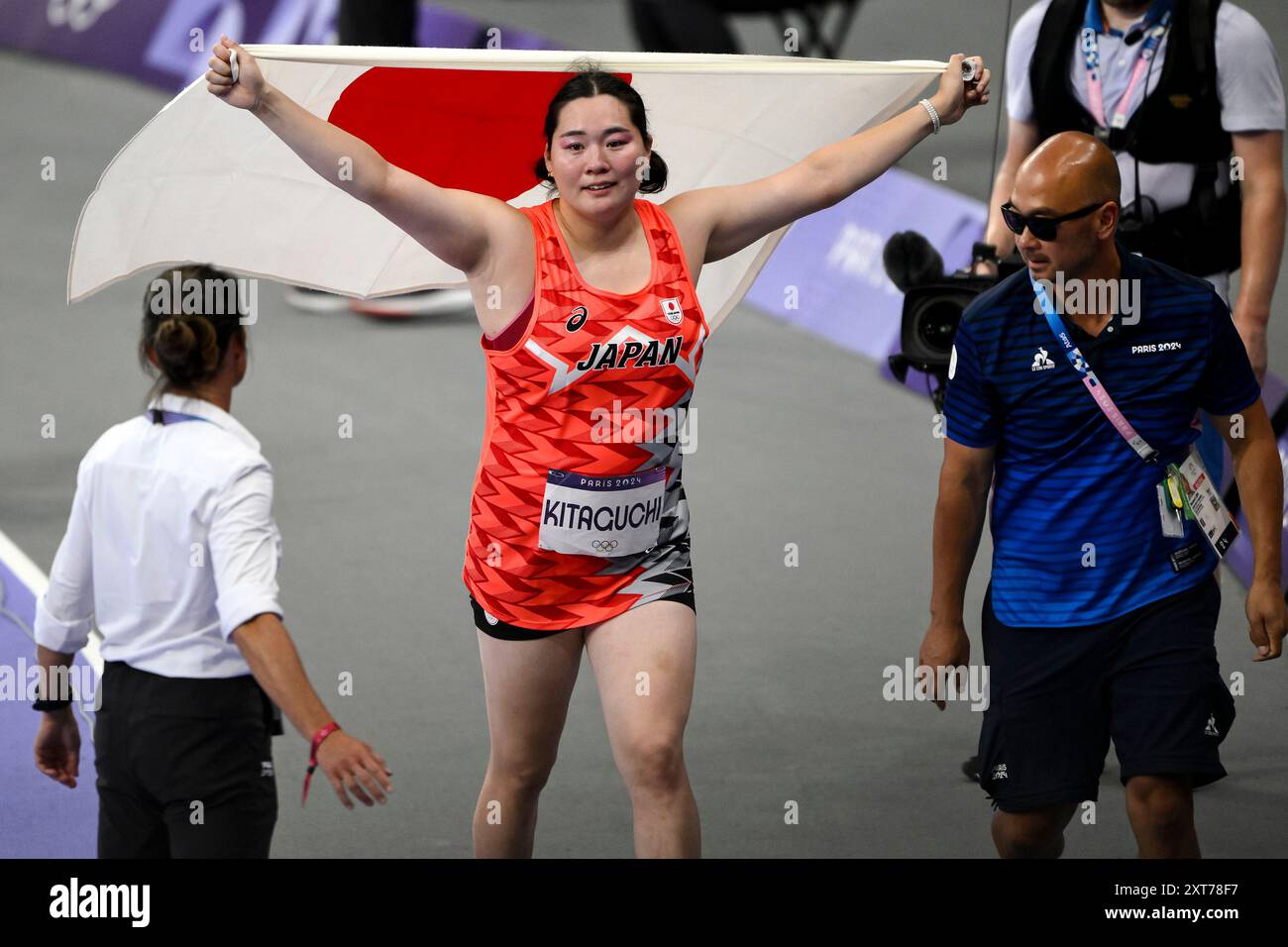 Haruka Kitaguchi, du Japon, célèbre après avoir participé à la finale ...