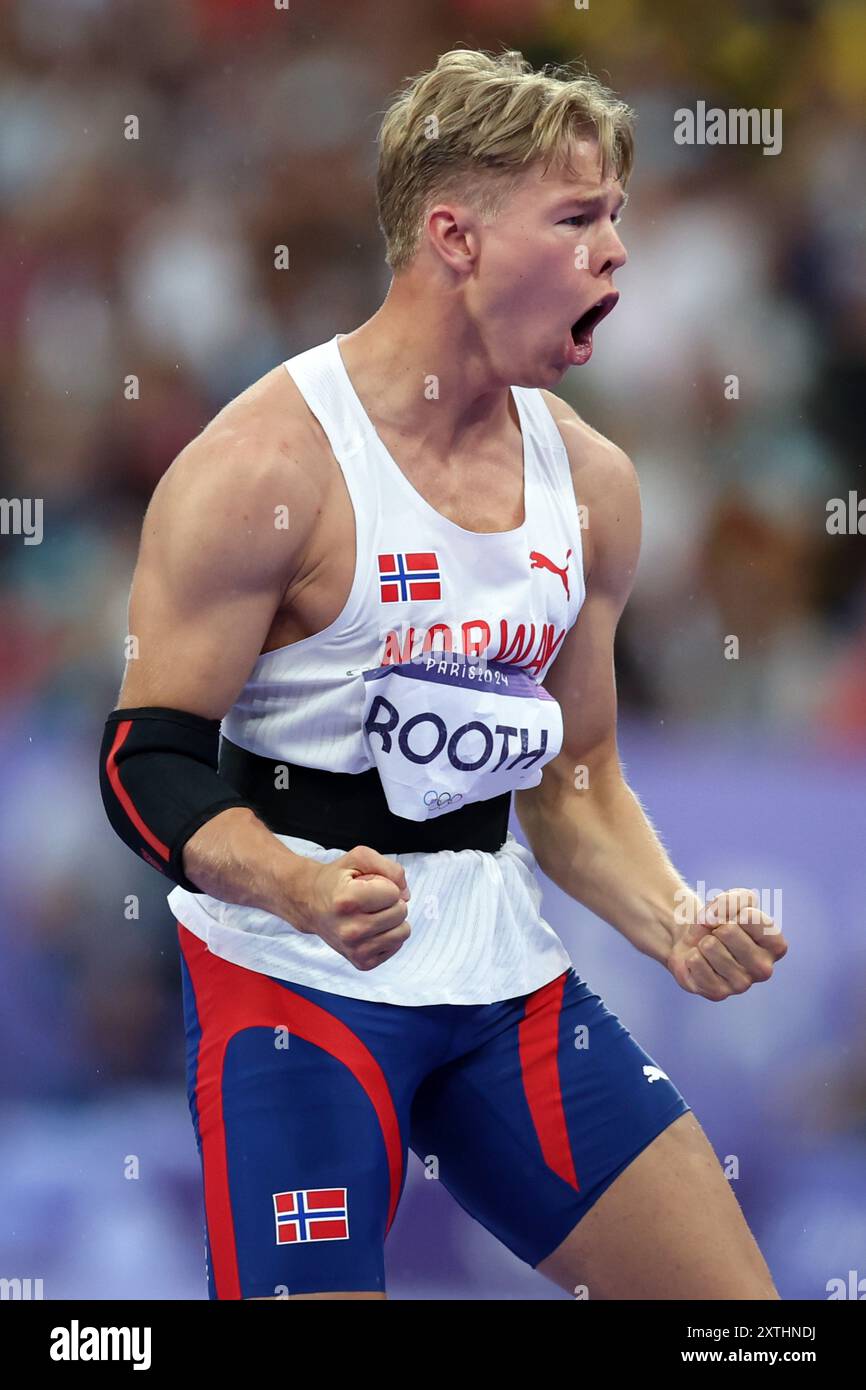 PARIS, FRANCE - 03 AOÛT : Markus Rooth de Norvège célèbre le Décathlon ...