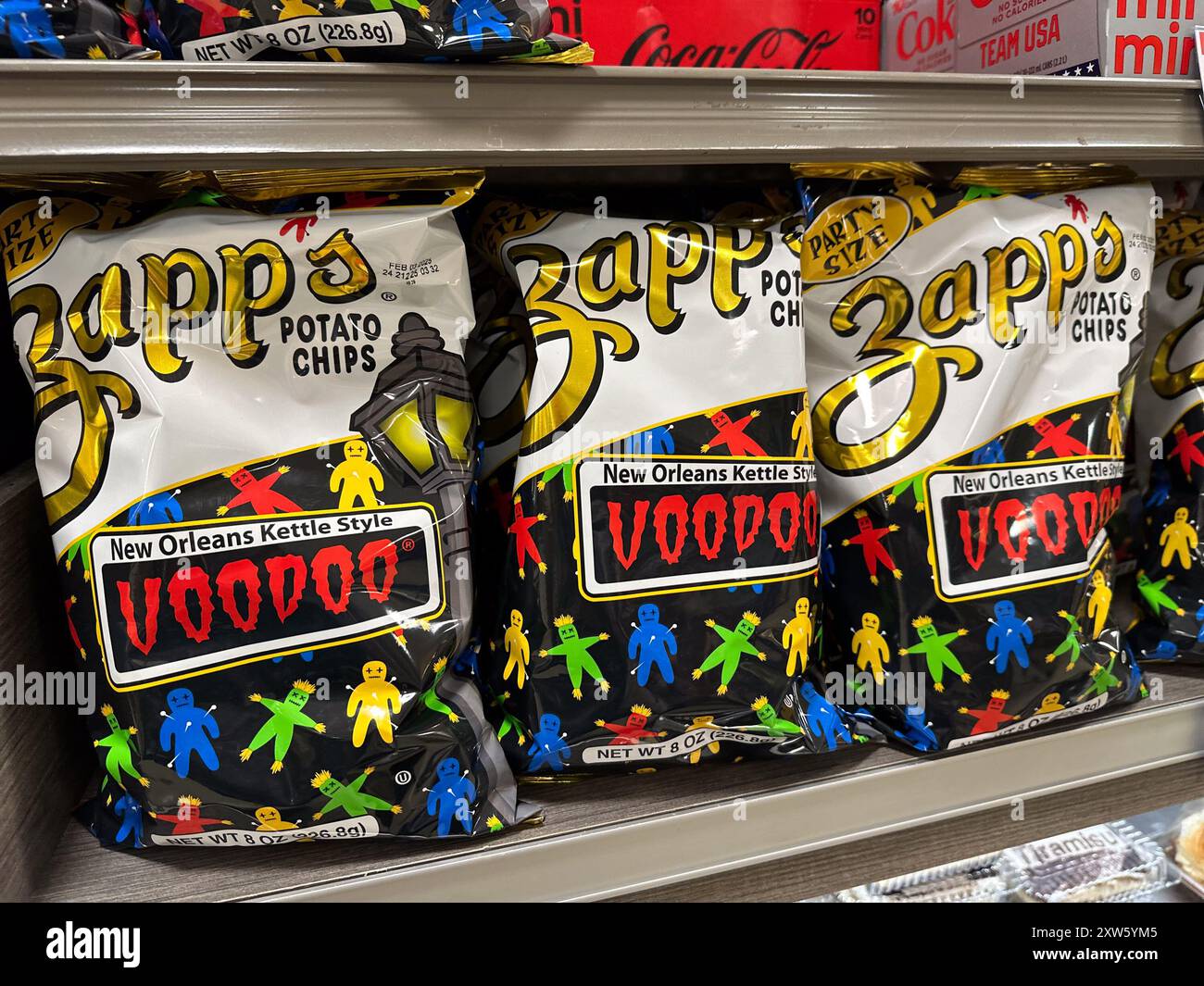 Chips de pommes de terre zapps Banque de photographies et d’images à ...