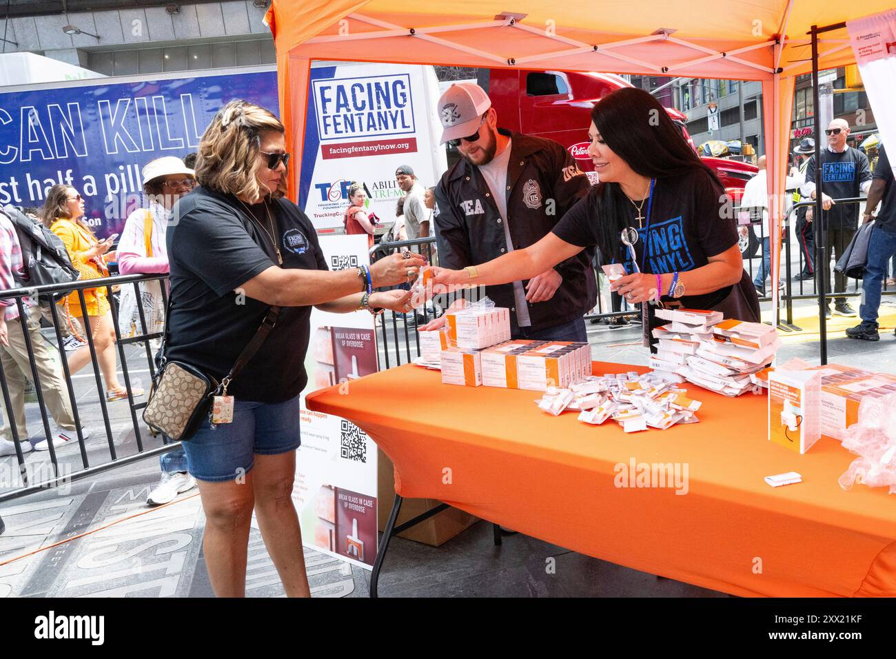 IMAGE DISTRIBUTED FOR FACING FENTANYL - Andrea Thomas, right, founder ...