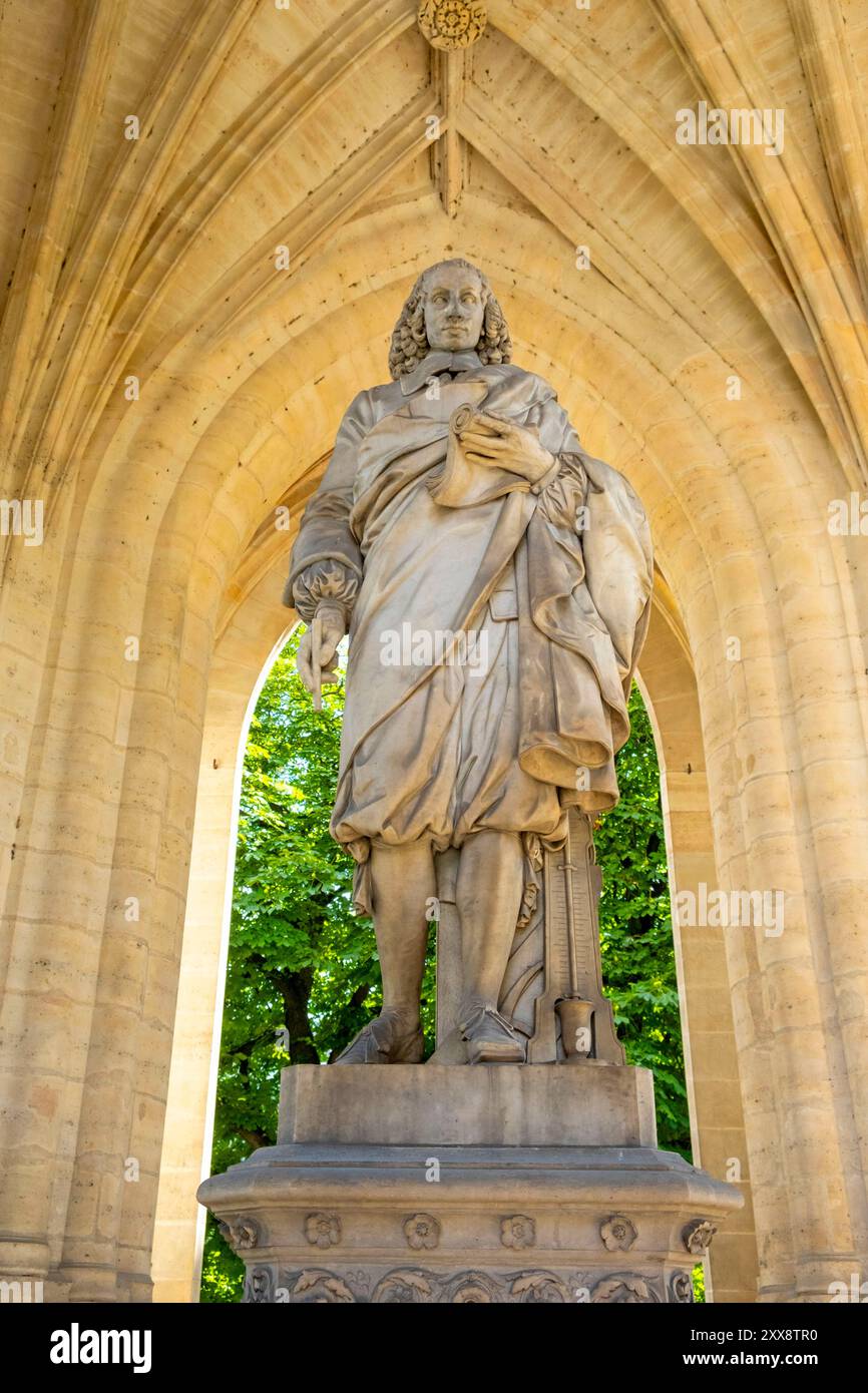 France, Paris, quartier du Châtelet, zone classée à l'UNESCO, la Tour ...