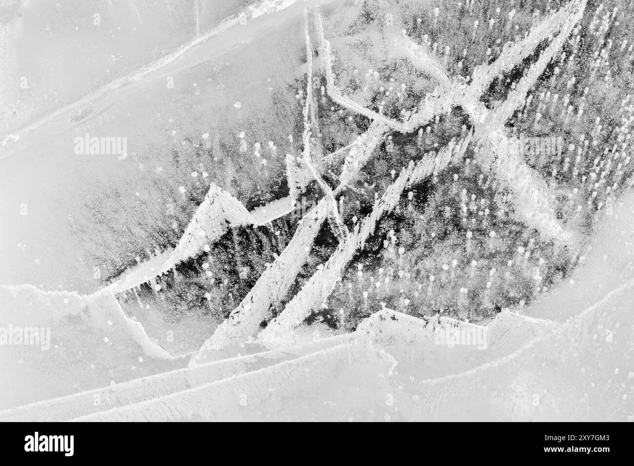 Fissure dans une banquise Banque d'images noir et blanc - Alamy