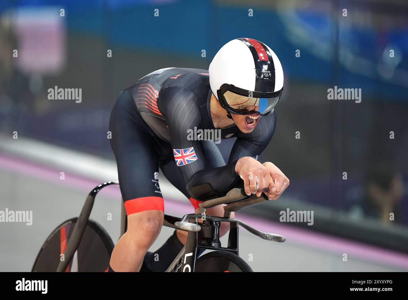 Archie Atkinson de Grande-Bretagne lors de la finale d'or de poursuite ...
