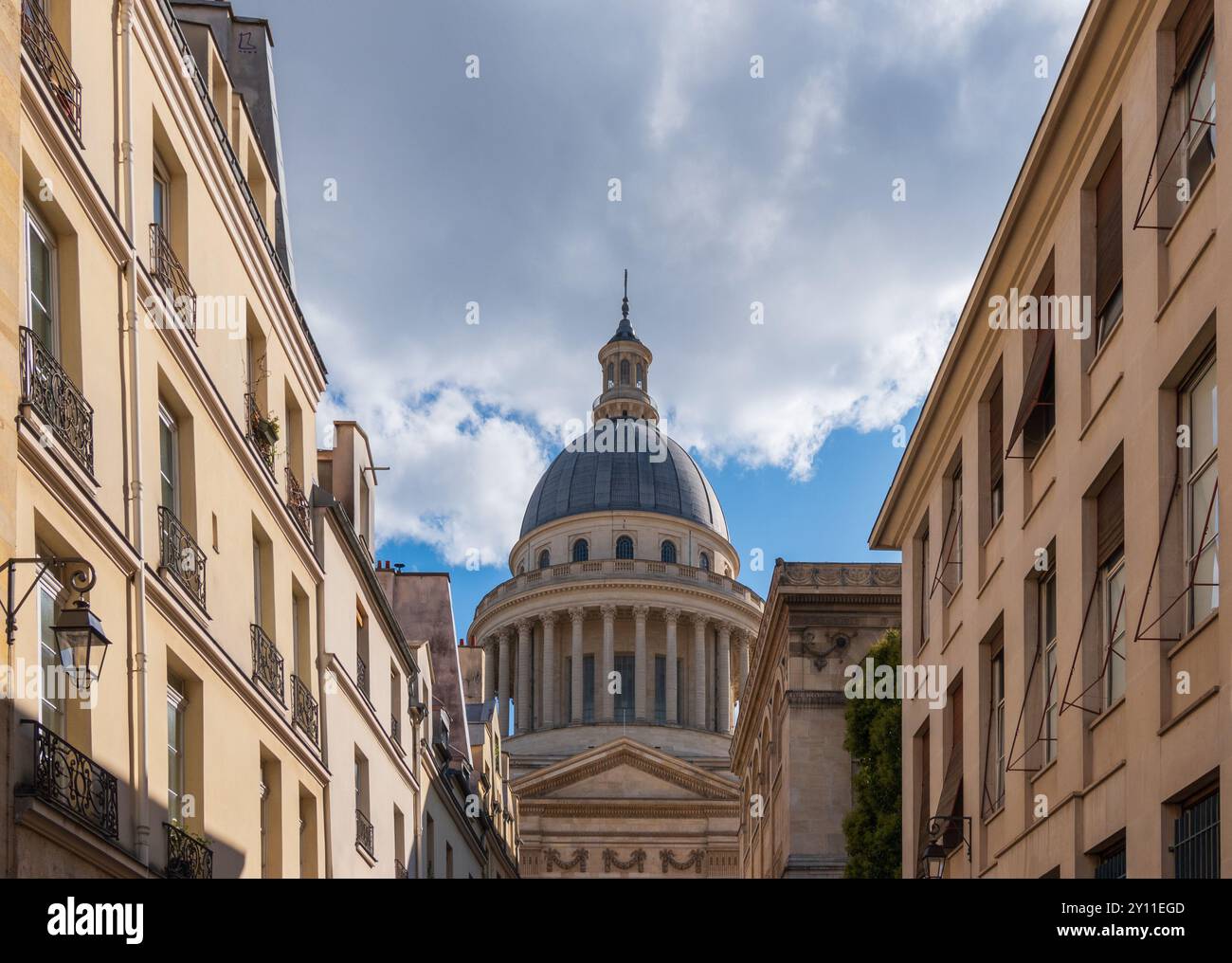 Paris immeubles Banque de photographies et d’images à haute résolution - Alamy
