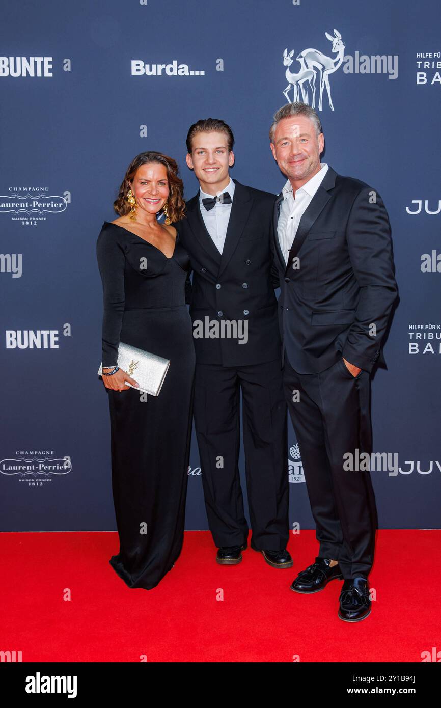 Hommage à Bambi 2024 Julia Röntgen, Luke roentgen und Sasha beim ...