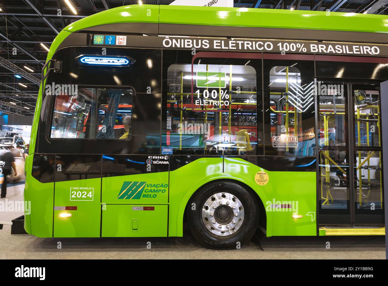 Véhicule de bus Caio E-Millenium Scania K310 Eletra 2024 en exposition au LAT. Salon BUS 2024 ...