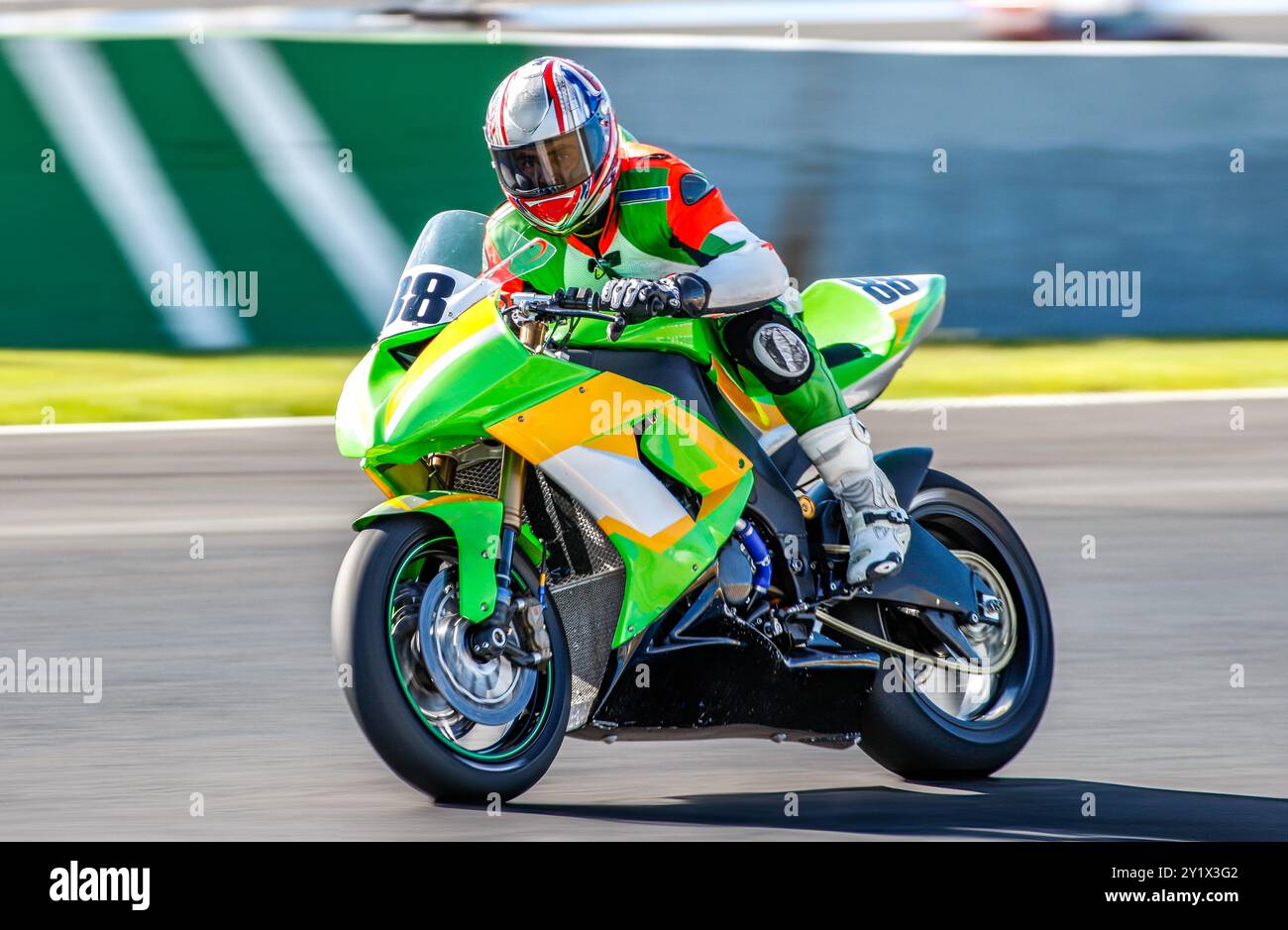 Coureur de speedway en cuir Banque de photographies et d’images à haute ...