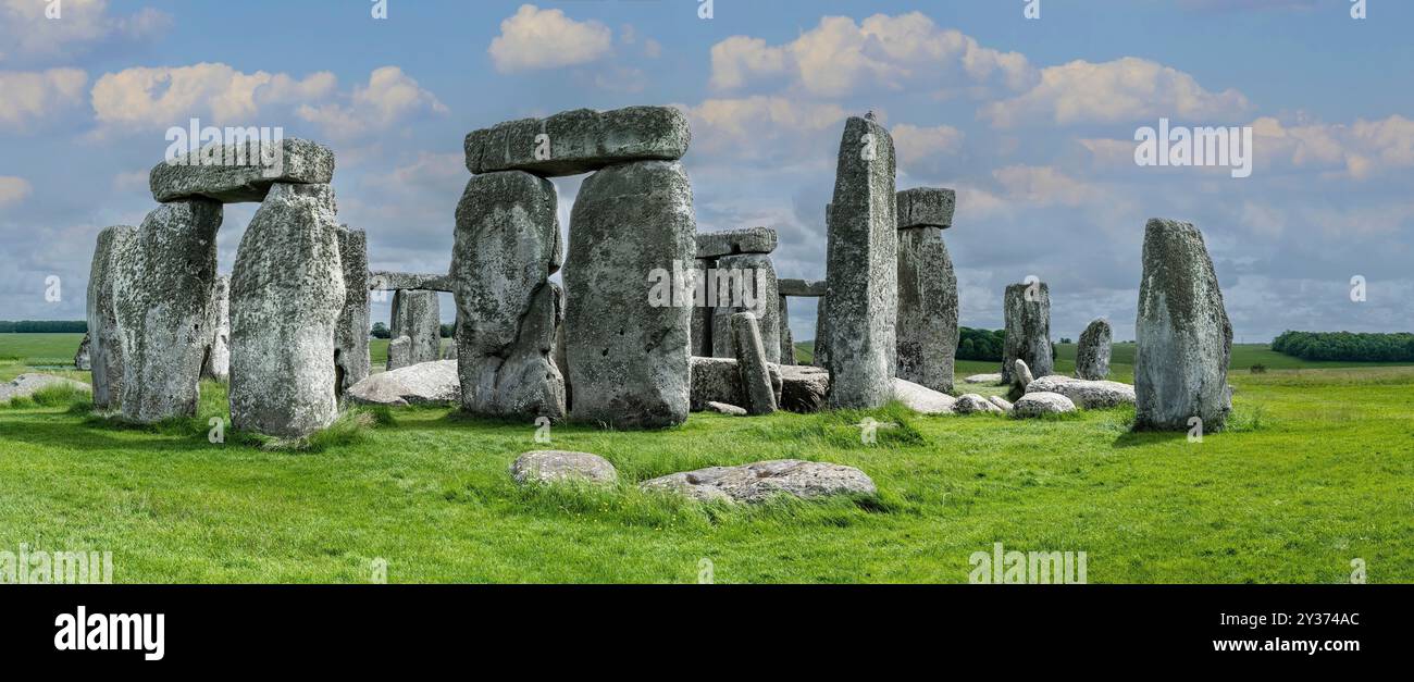 Salisbury, Angleterre - 27-05-05 2024 : Stonehenge, monument ...