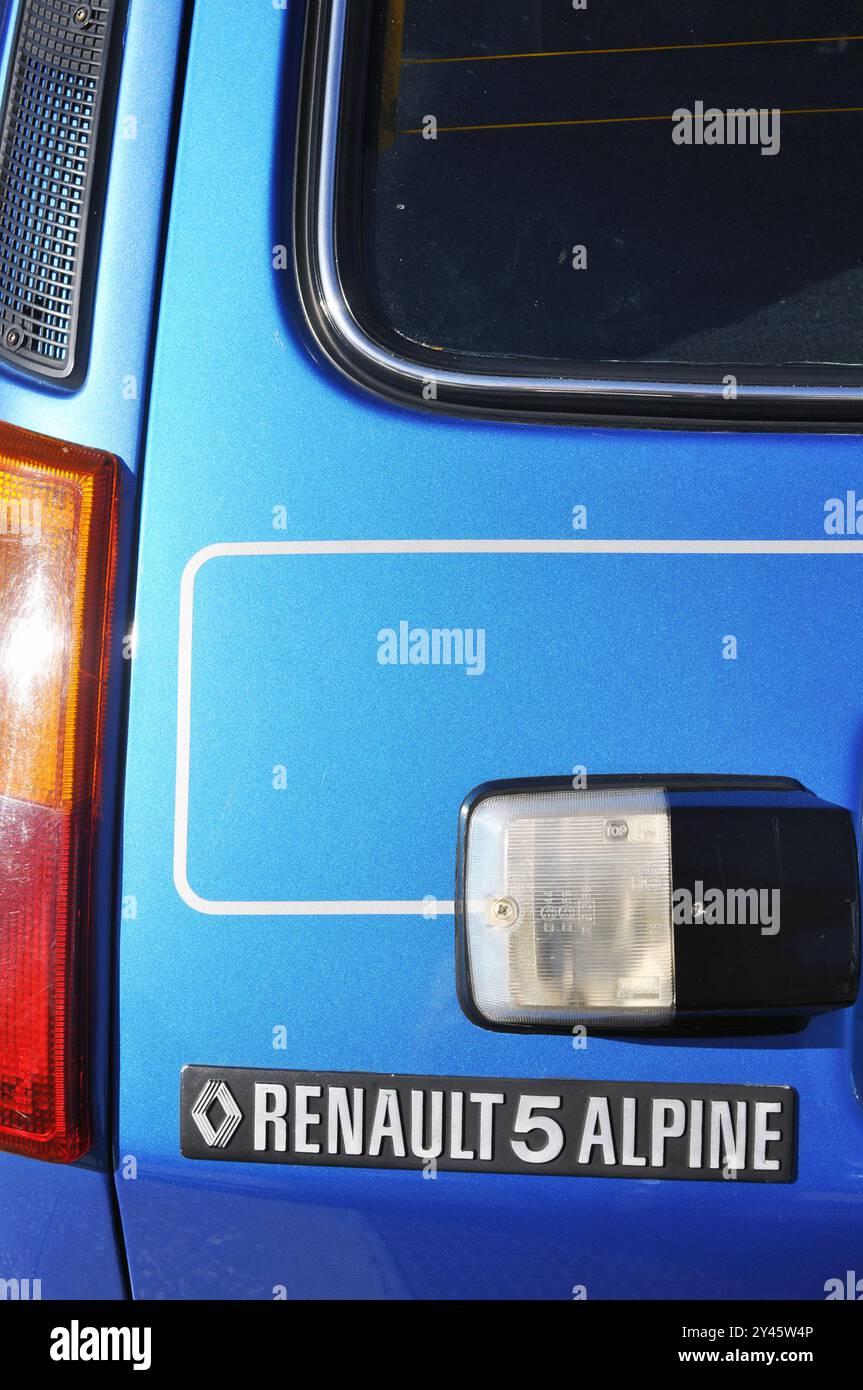 Signe renault Banque de photographies et d’images à haute résolution ...