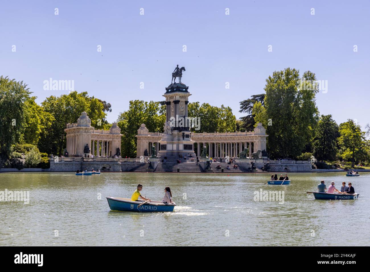 Le parc du Retiro est un site classé au patrimoine mondial de l'UNESCO ...
