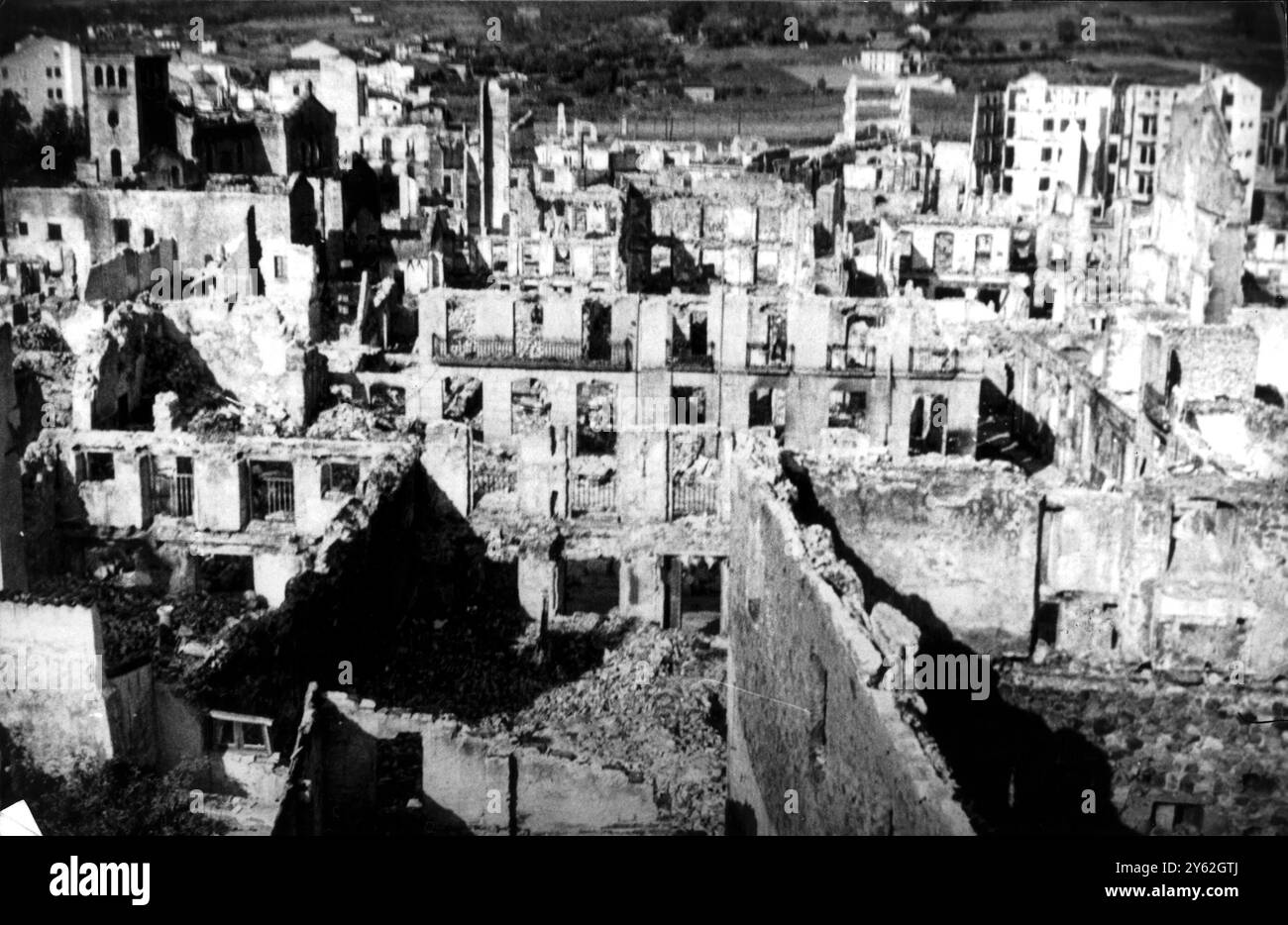 Guernica 1937 Banque de photographies et d’images à haute résolution - Alamy