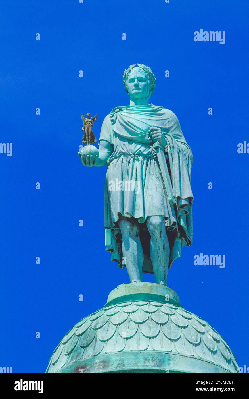 Napoleon statue in place vendome Banque de photographies et d’images à ...