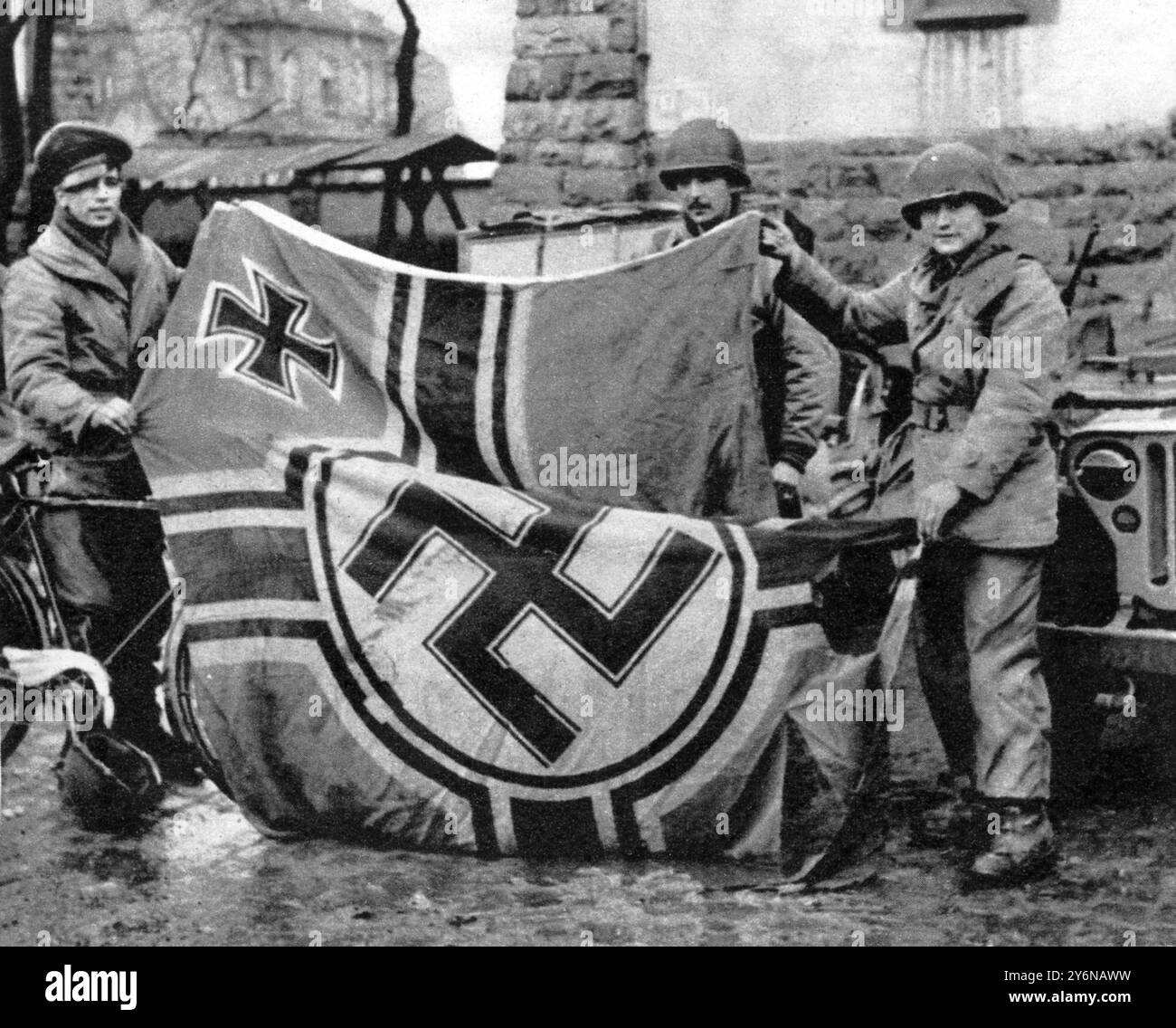 Drapeau nazi de la seconde guerre mondiale Banque d'images noir et ...