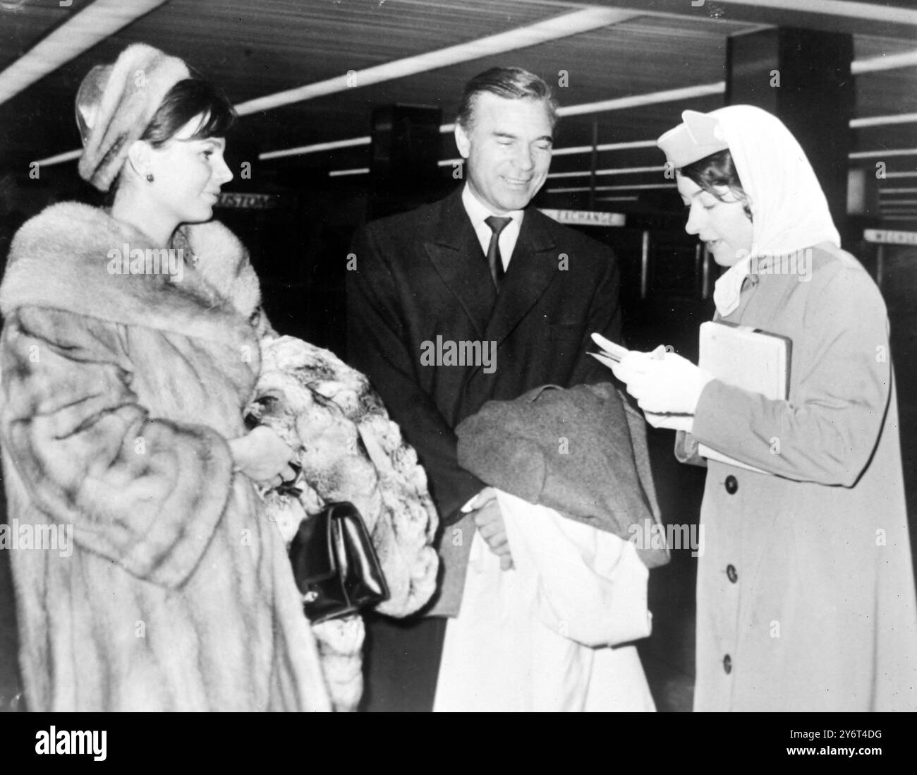 Odile rodin Banque d'images noir et blanc - Alamy