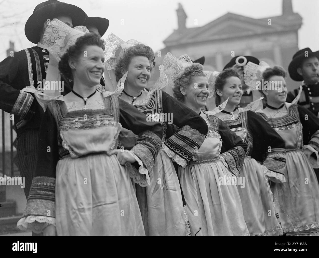 Bretonne de pont aven Banque d'images noir et blanc - Alamy