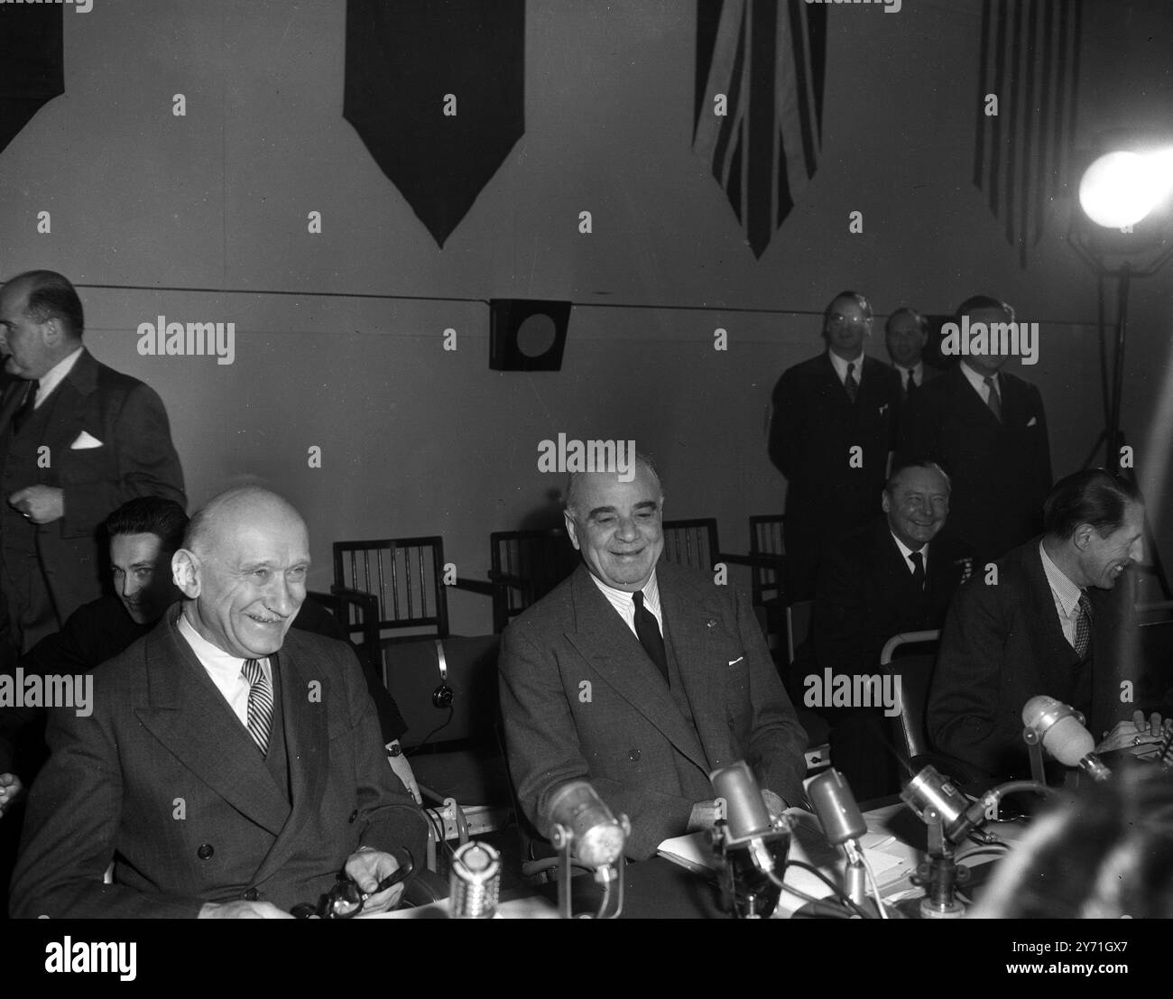 Robert schuman 1952 Banque de photographies et d’images à haute ...