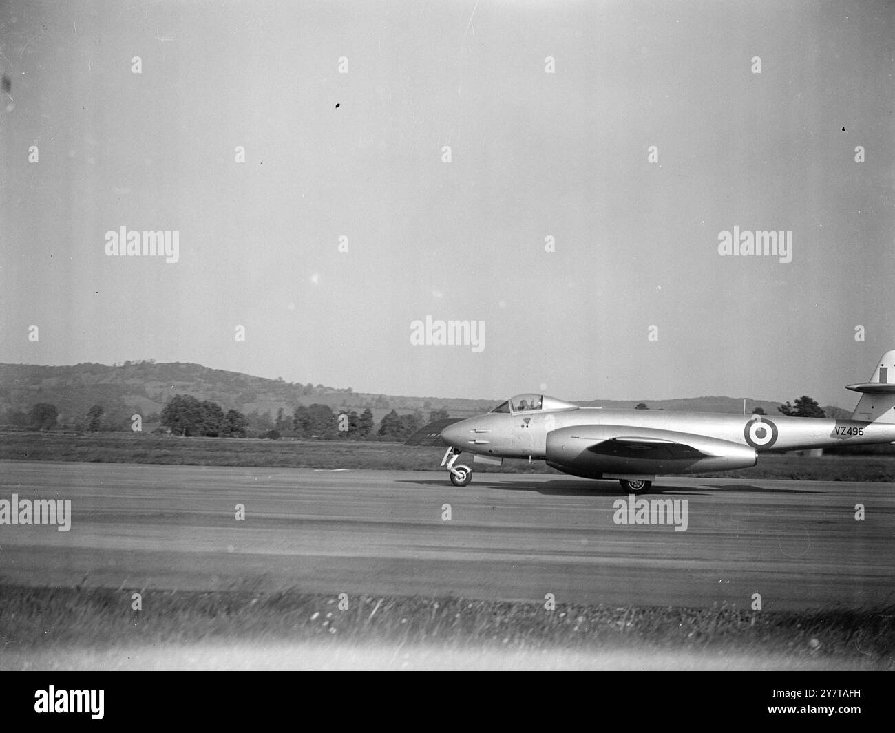 L'AVION BRITANNIQUE BAT UN RECORD INTERNATIONAL 13 mai 1950 M. Jim ...