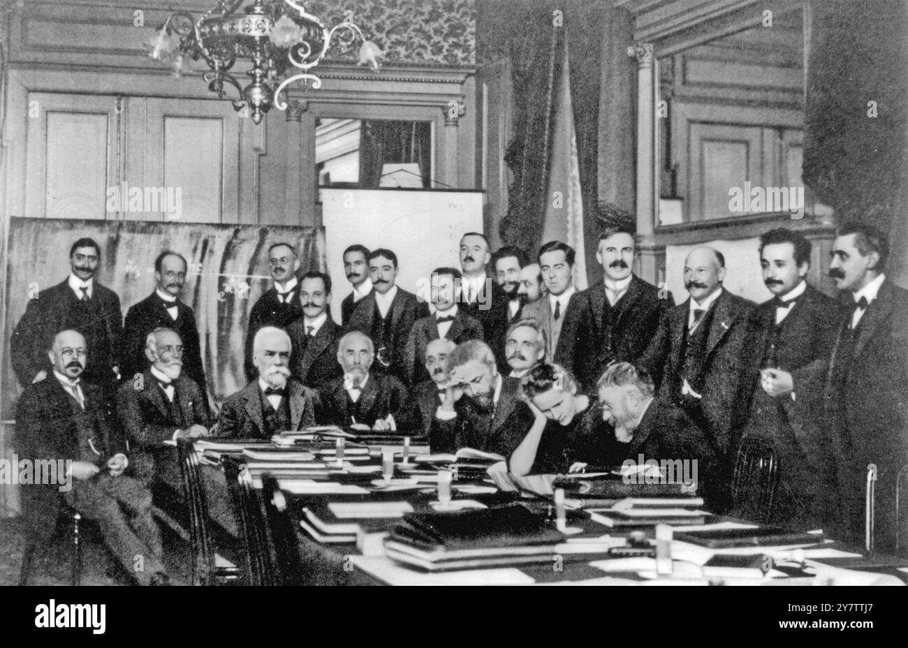 Albert einstein 1911 Banque de photographies et d’images à haute ...