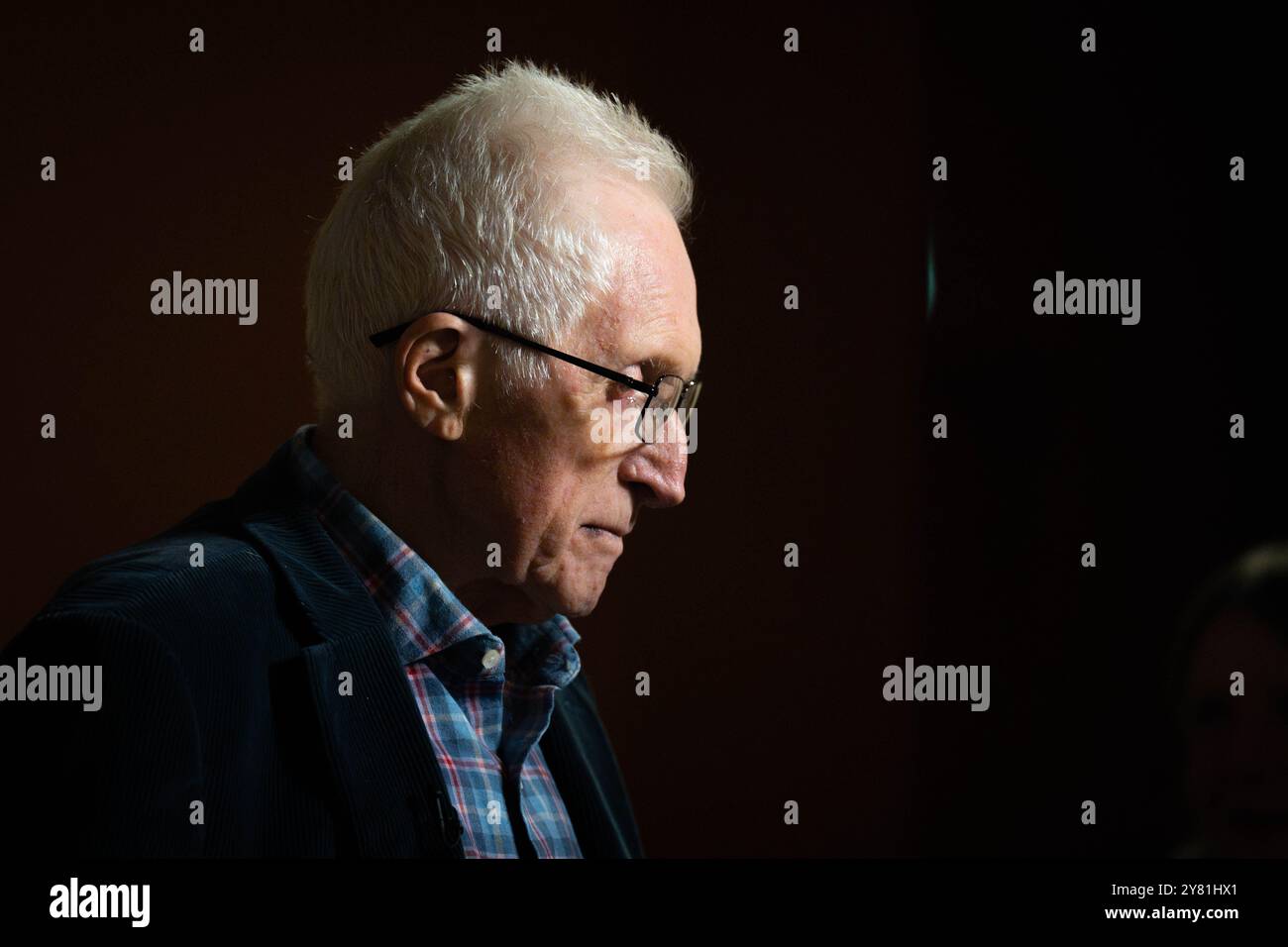 David Dimbleby à la galerie d'art Towner Eastbourne à Eastbourne, East ...