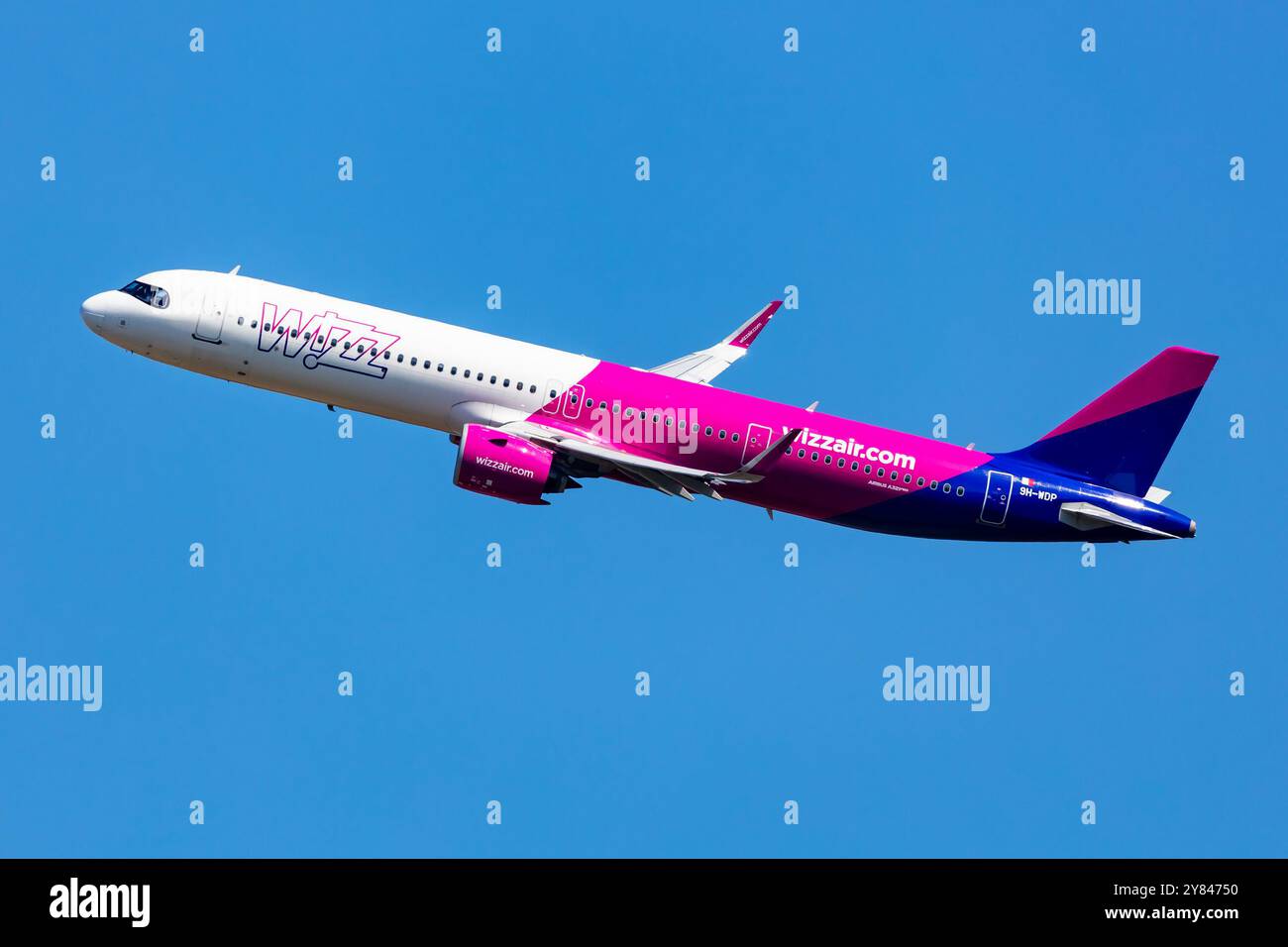Vienne, Autriche - 13 avril 2024 : avion de passagers NEO Airbus A321 ...