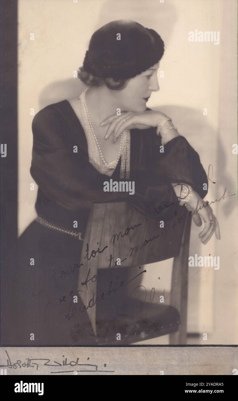 Alice Henriette Lapize (1889-1979) alias Alice Delysia photographiée par Dorothy Wilding (1893 ...
