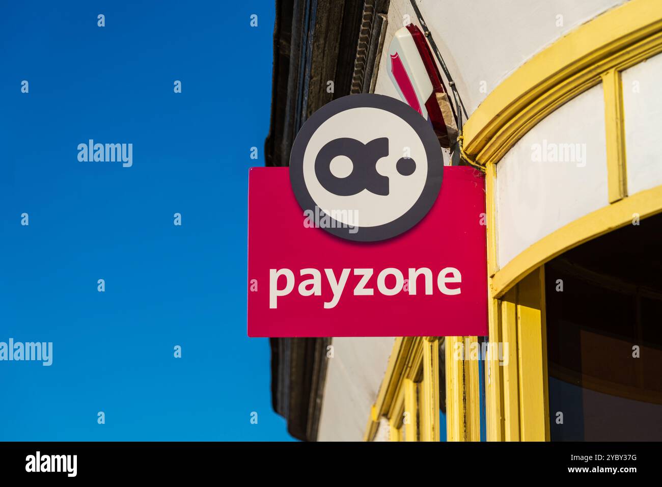 Paiement de facture extérieure Banque de photographies et d’images à haute résolution - Alamy