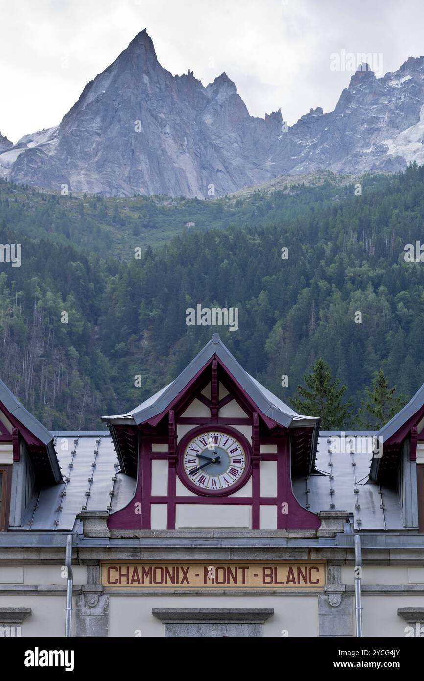 Chemin de fer du mont blanc Banque de photographies et d’images à haute ...