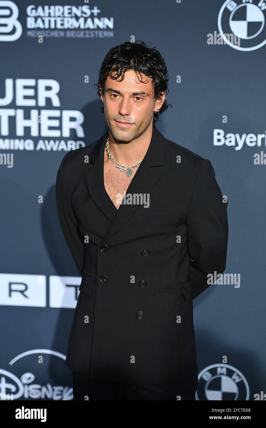 Aaron Altaras Schauspieler, Einzelbild,angeschnittenes Einzelmotiv ...