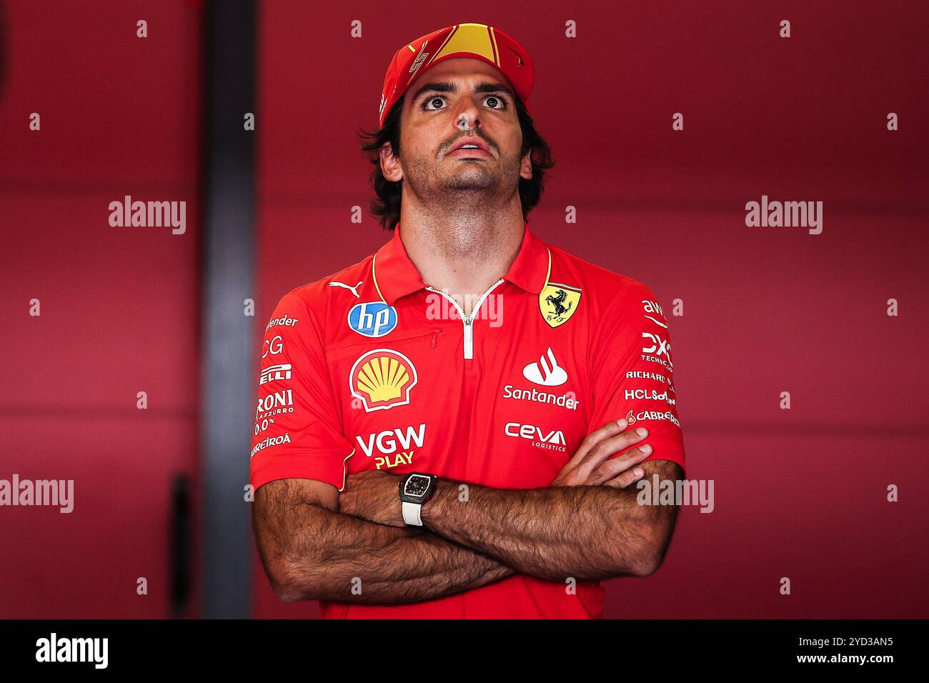 SAINZ Carlos (spa), Scuderia Ferrari SF-24, portrait lors du Gran Premio de la Ciudad de Mexico ...