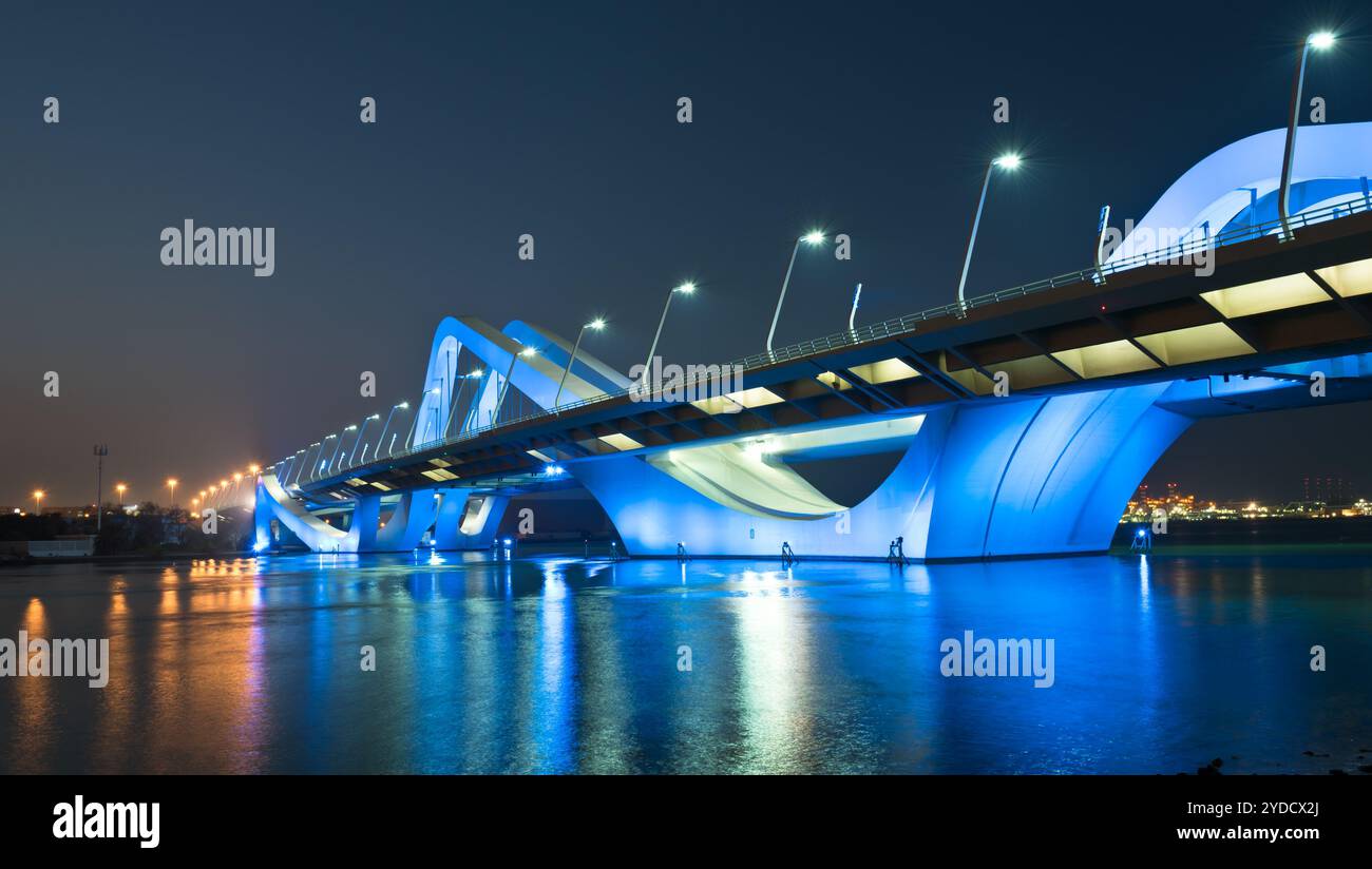 Abu dhabi sheikh zayed bridge Banque de photographies et d’images à ...