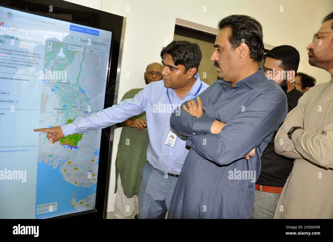 Le ministre de l'irrigation du Sindh, Jam Khan Shoro, a été informé par ...