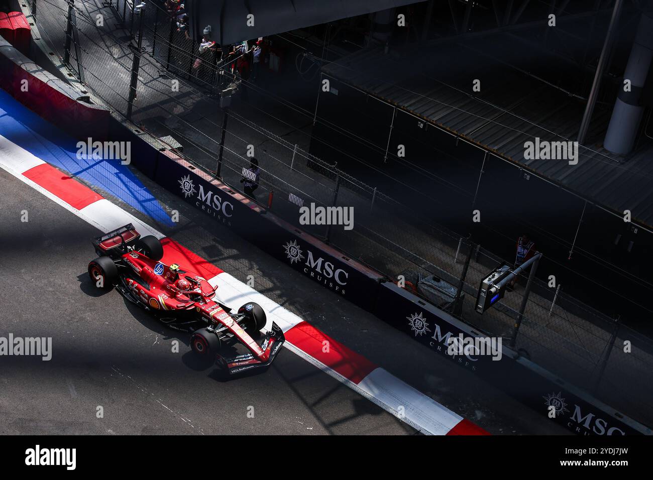 55 SAINZ Carlos (spa), Scuderia Ferrari SF-24, action lors du Gran Premio de la Ciudad de Mexico ...