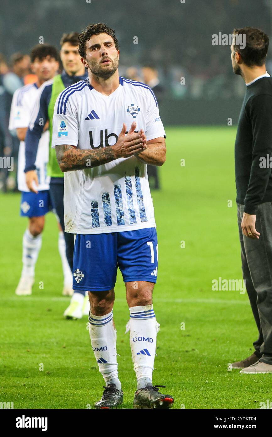 Patrick Cutrone de Como 1907 en action lors du match de football Serie ...