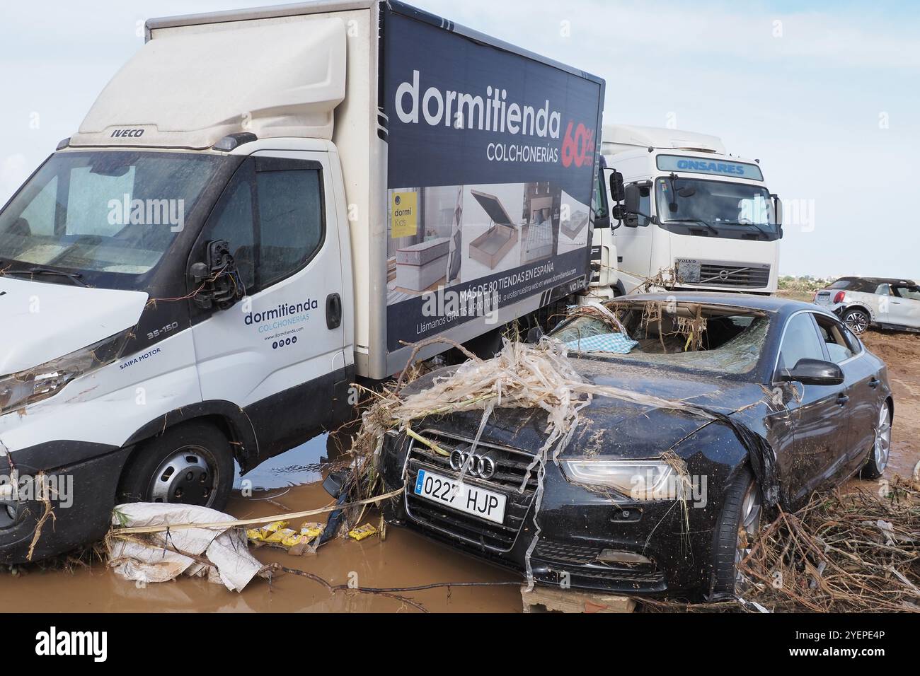Les conséquences de l'ouragan Dana à Valence, Espagne - des inondations ... Les conséquences de l'ouragan Dana à Valence, Espagne - des inondations ...