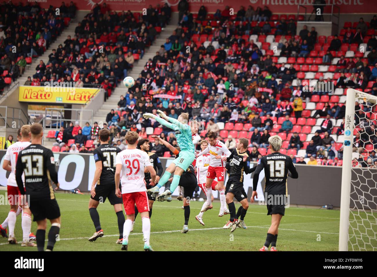 20 Niclas Kristof (SV 07 Elversberg, 20), 33 Maurice Neubauer (SV 07 ...