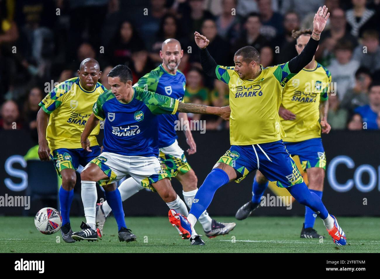 Tim Cahill du XI de Cahill en action lors du match d'exposition Joga ...