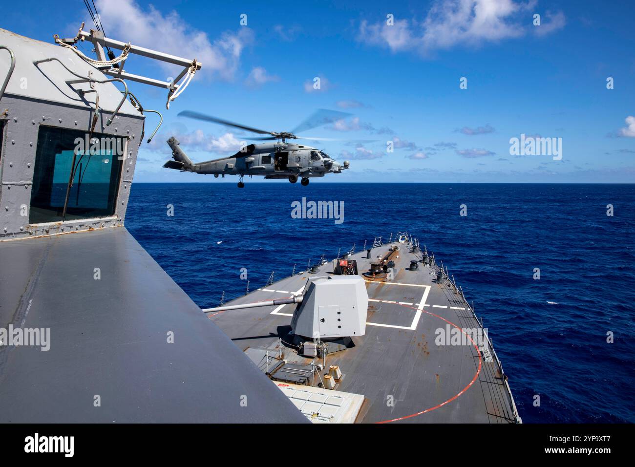 241030-N-NF288-136 PHILIPPINE SEA (Oct. 30, 2024) un Sea Hawk MH-60R du ...