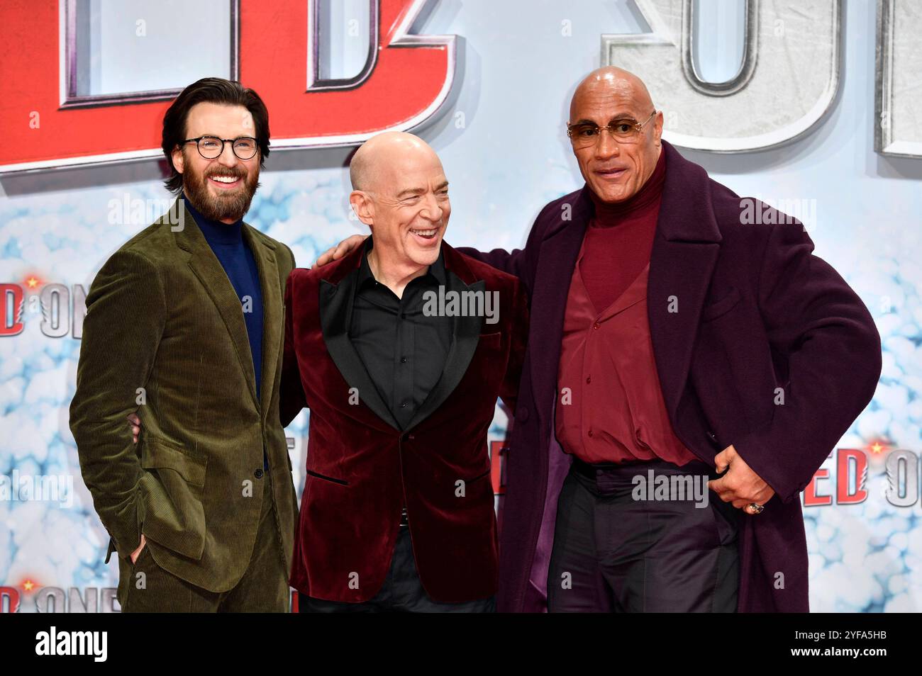Chris Evans, J.K. Simmons und Dwayne Johnson BEI der Weltpremiere des ...