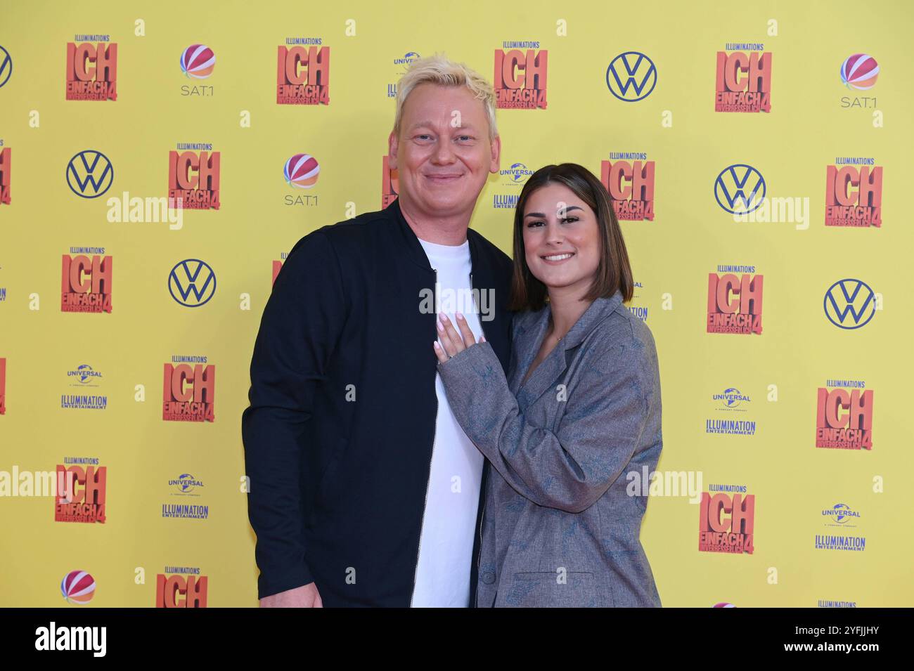 Knossi jens knossalla und lia mitrou Banque de photographies et d ...