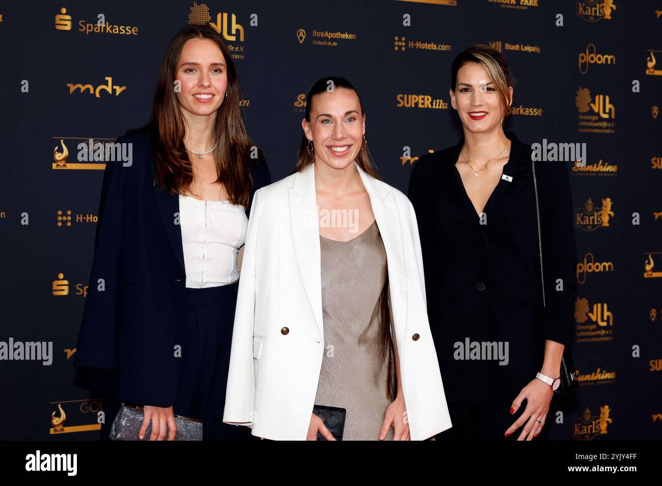 Emily Bessoir, Svenja Brunckhorst und Sonja Greinacher BEI der 30 ...