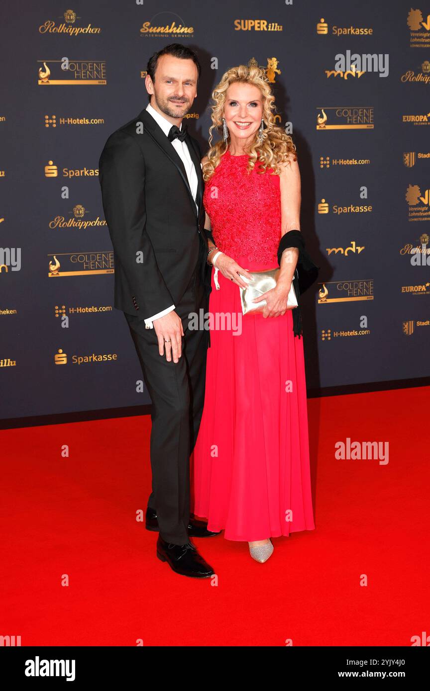 Victoria Herrmann mit Ehemann David Böthig BEI der 30. Verleihung der ...