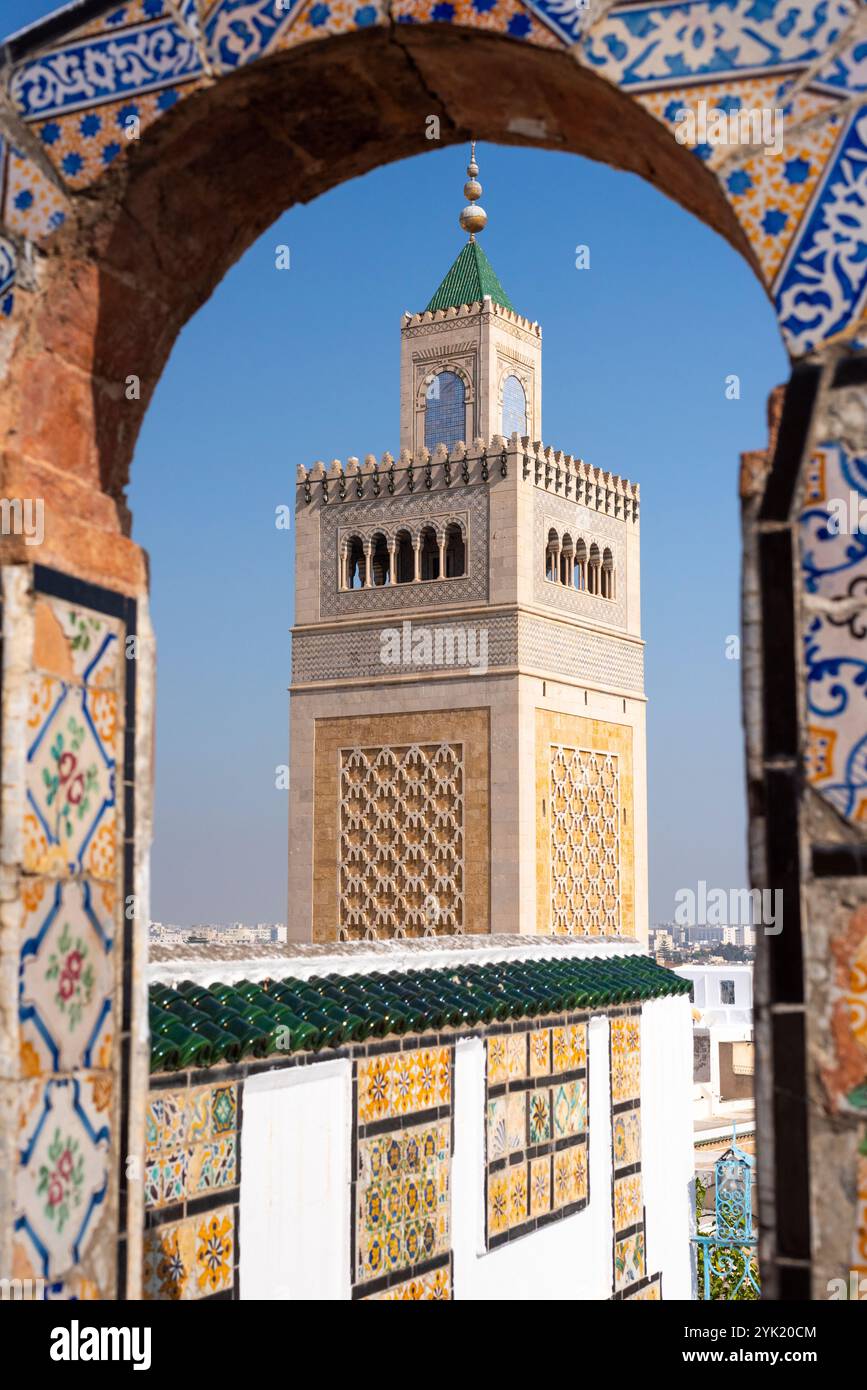 Zitouna great mosque tunis Banque de photographies et d’images à haute ...