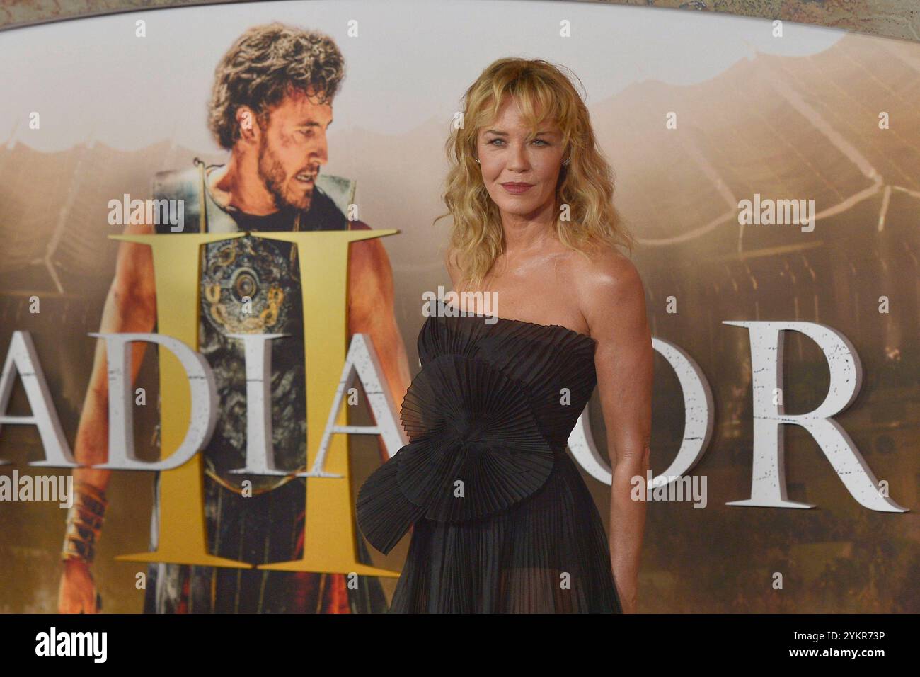 Connie Nielsen BEI der Premiere des Kinofilms Gladiator II im TCL ...