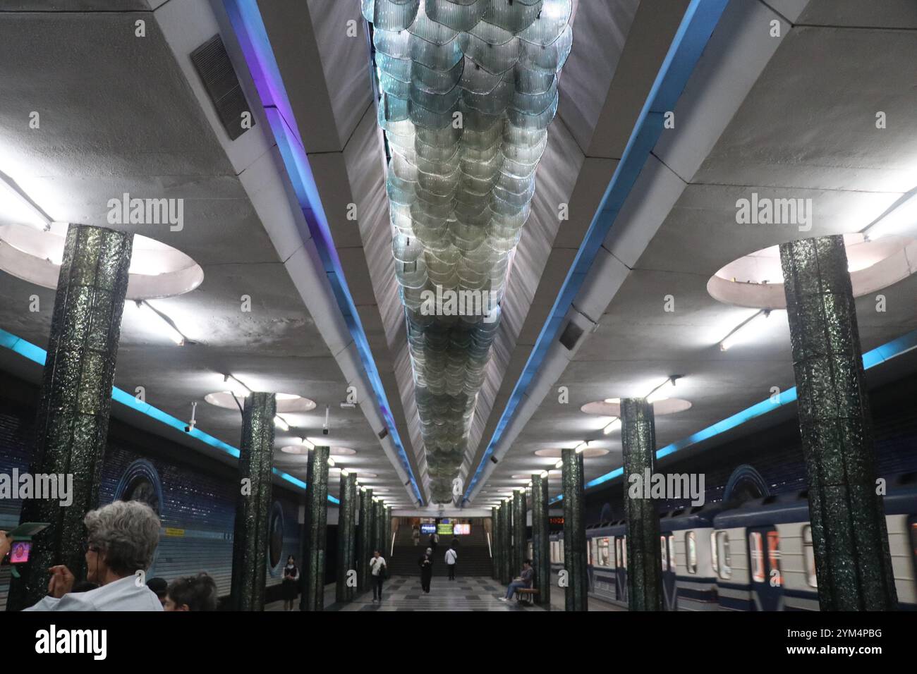 Station de métro Kosmonavtlar à Tachkent Ouzbékistan. Le métro de ...