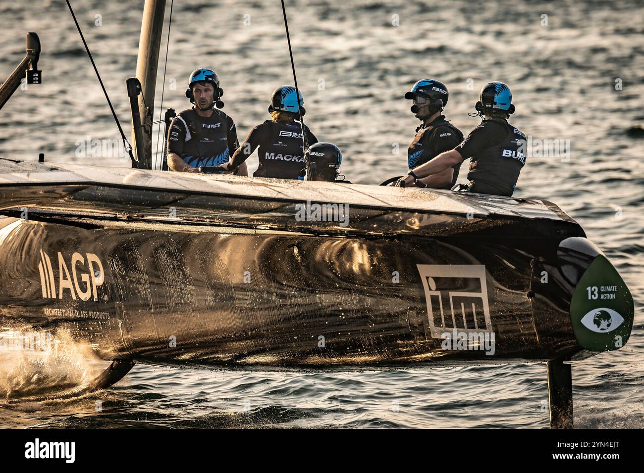 DUBAÏ, 24.11.2024 - BLACK FOILS NEW ZEALAND SAILGP TEAM - Peter Burling ...