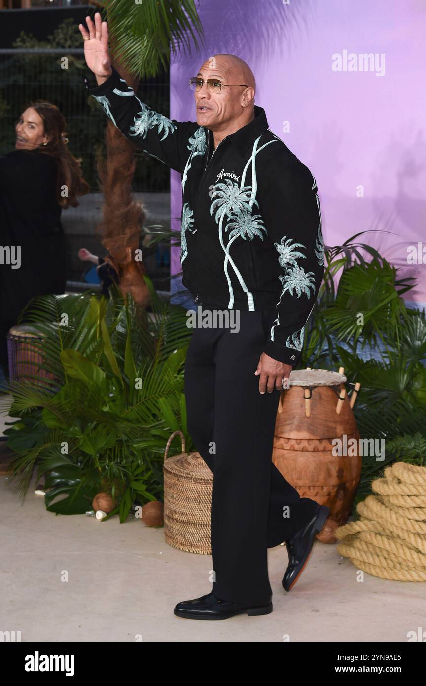 Dwayne Johnson BEI der Premiere des Animationsfilms Moana 2 / Vaiana 2 ...