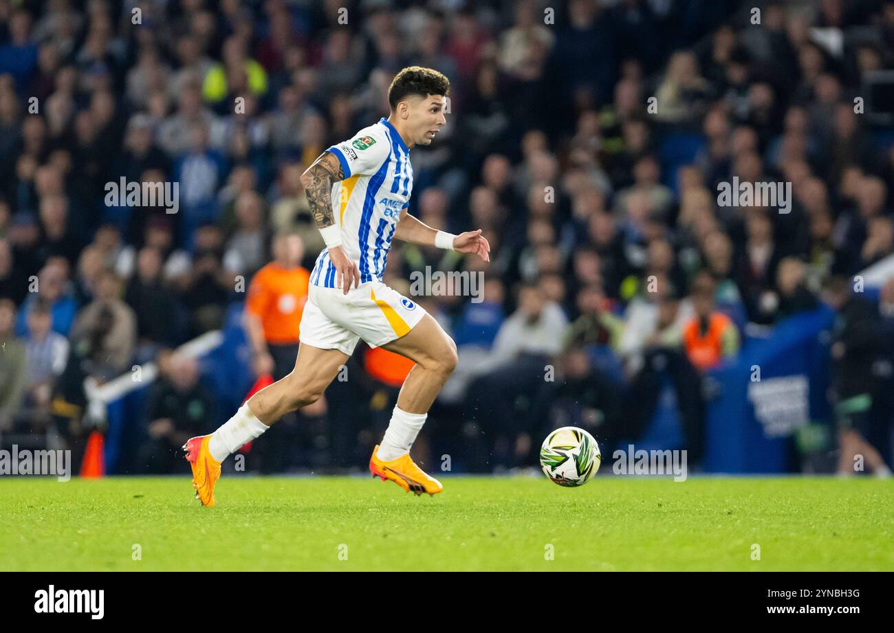 Julio enciso footballeur brighton Banque de photographies et d’images à ...
