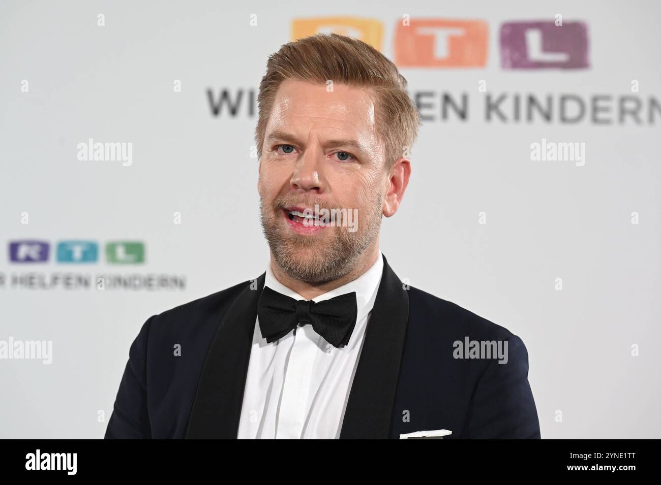 Sänger Tom Gäbel nimmt AM 29. RTL Spendenmarathon wir helfen Kindern ...